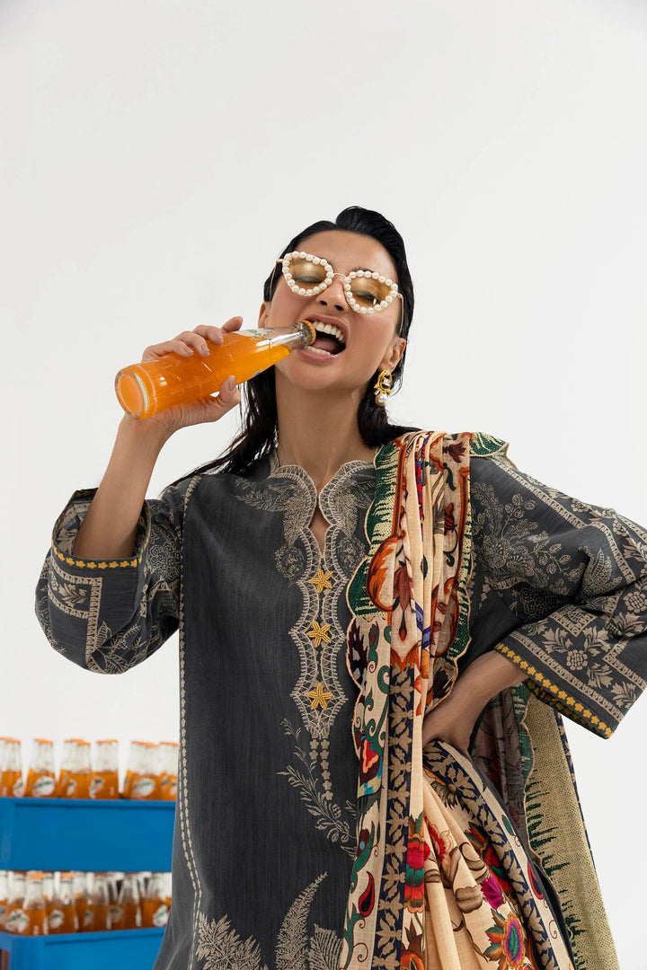 Sana Safinaz | Mahay Winter 2025 | H255-005A-3CQ | 3 Piece Slub Suit | House of Ayeza